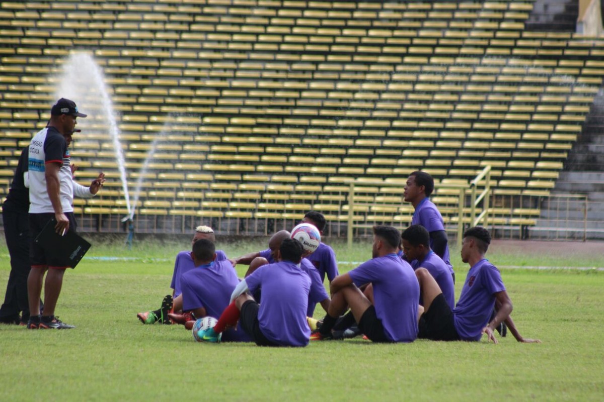 Próximo da estreia no Piauiense, Lancuna testa nova formação em treino ...