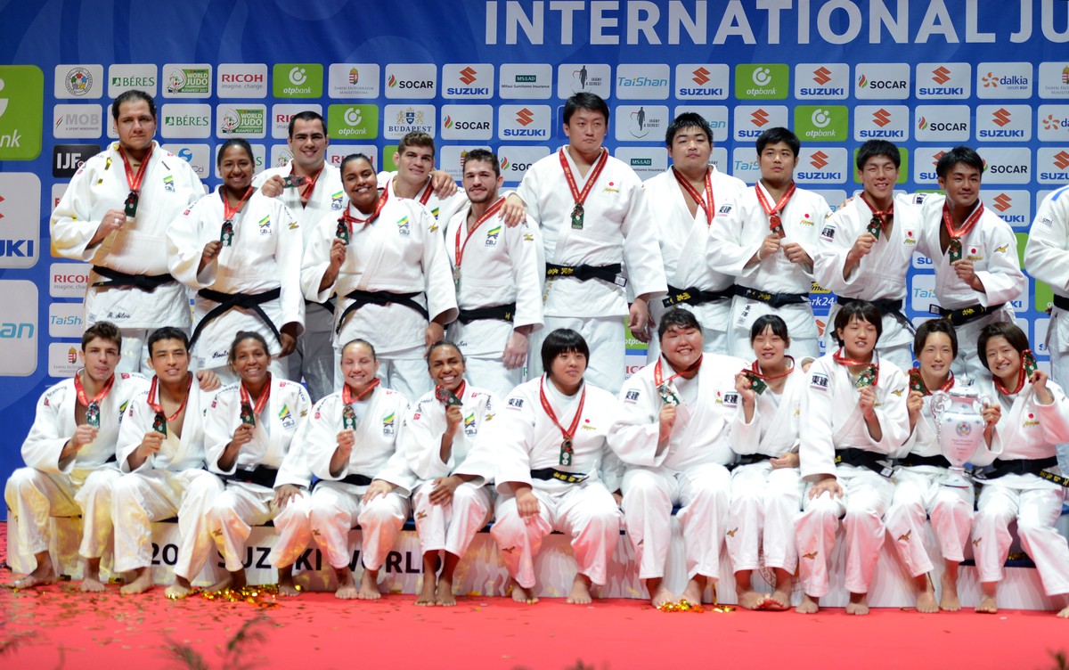 Mundial tem Riner imbatível, bi de Mayra, "ressaca" olímpica e Brasil ...