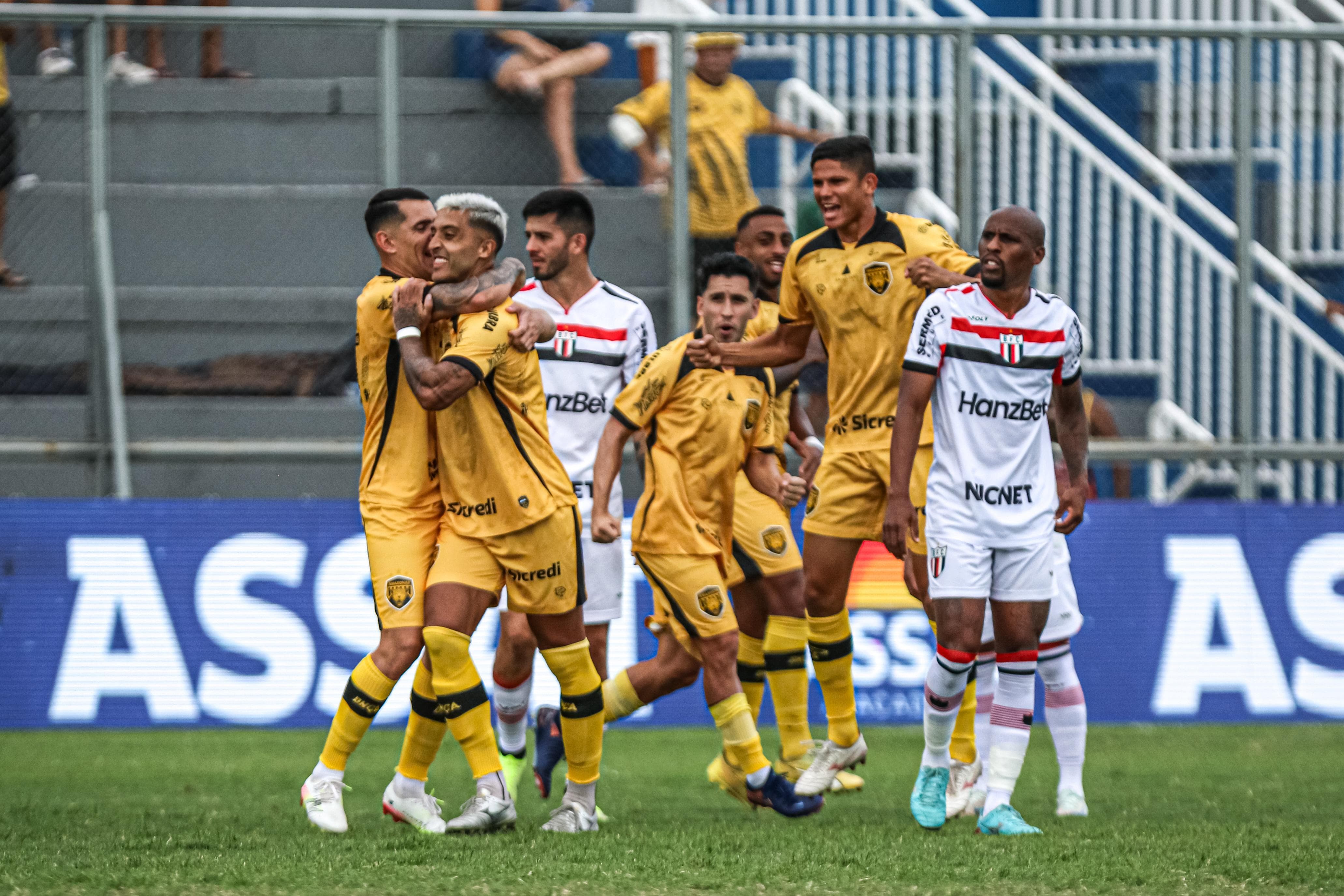 Autor de dois gols, Kevin Ramírez celebra vitória: "Importante era ...