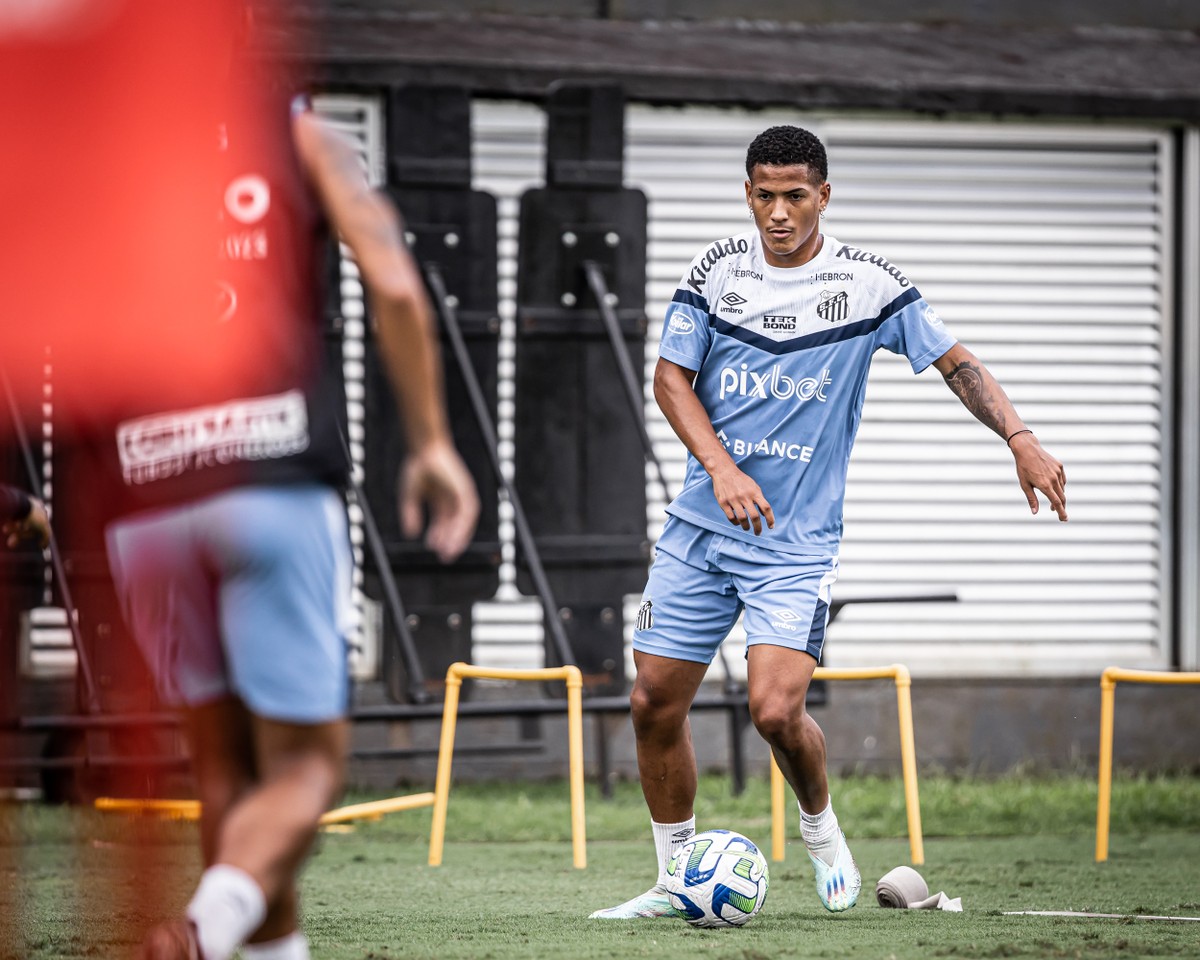 Ângelo agradece ao Flamengo e explica permanência no Santos: "Vou ...