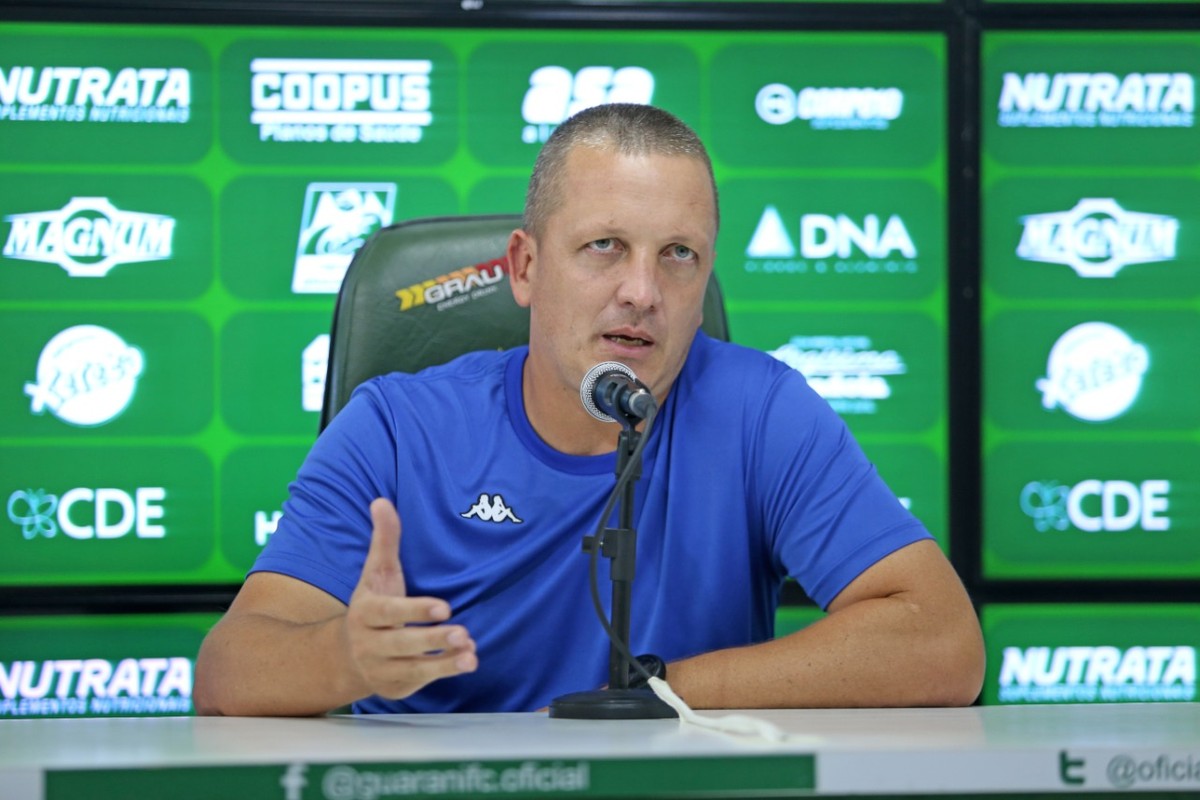 Preparador físico do Guarani reencontra Allan Aal e fala sobre desafios ...