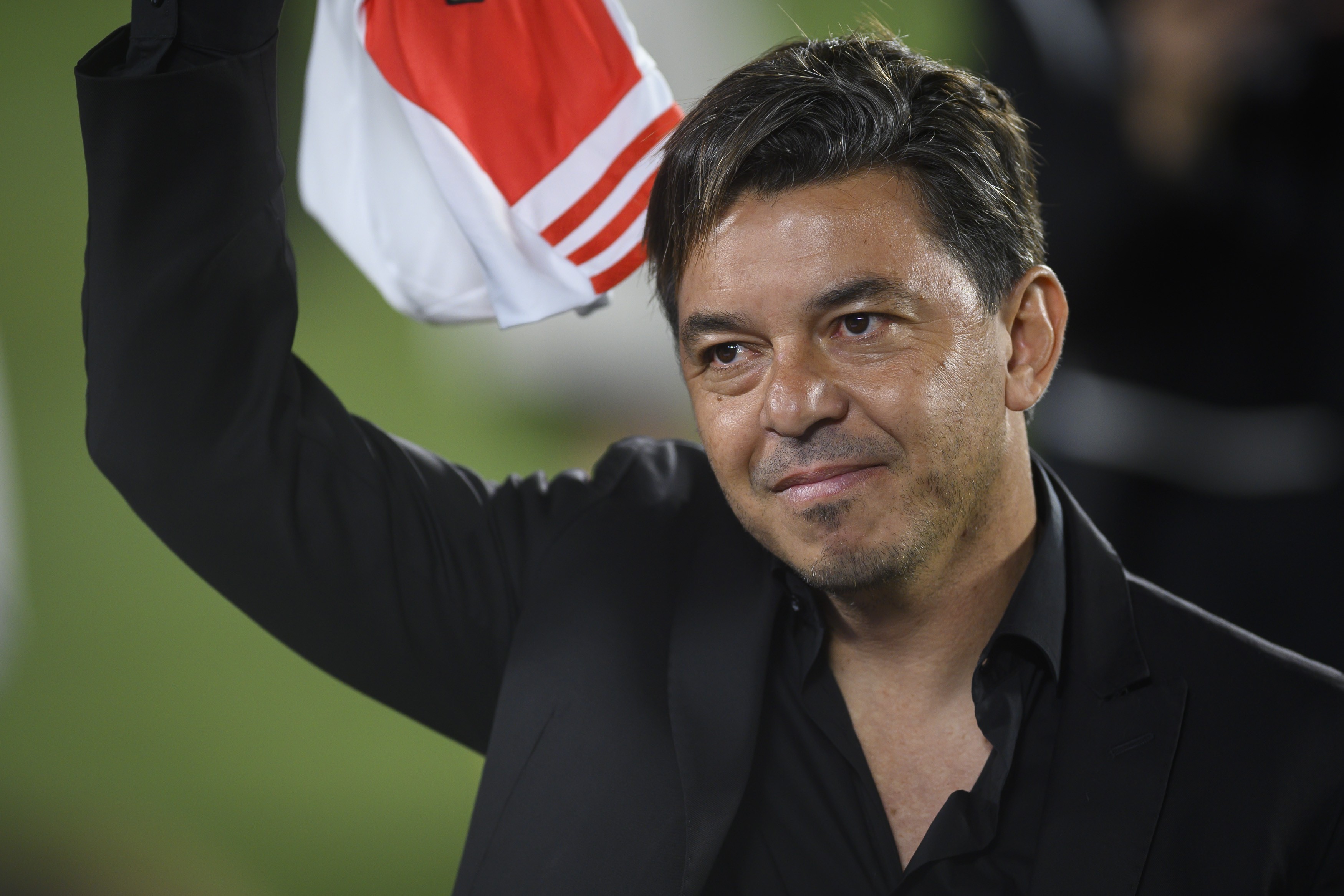 Marcelo Gallardo anuncia que vai seguir no River Plate | Ge