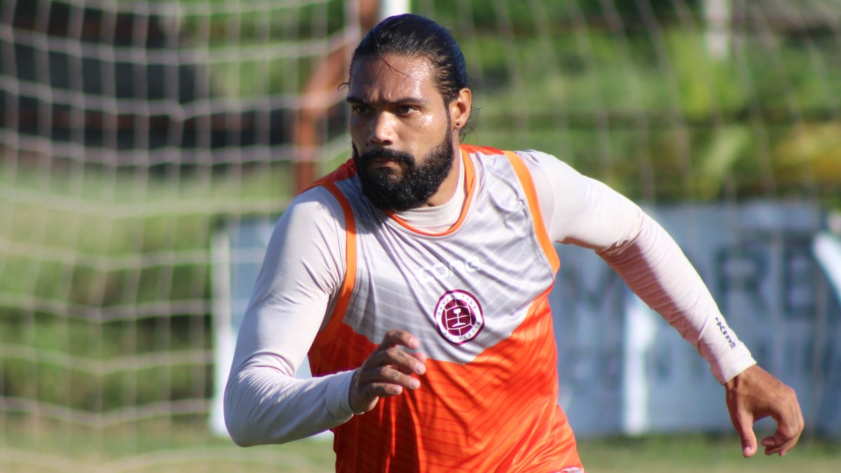 Gerley se vê pronto para estrear pela Desportiva e nega desequilíbrio ...