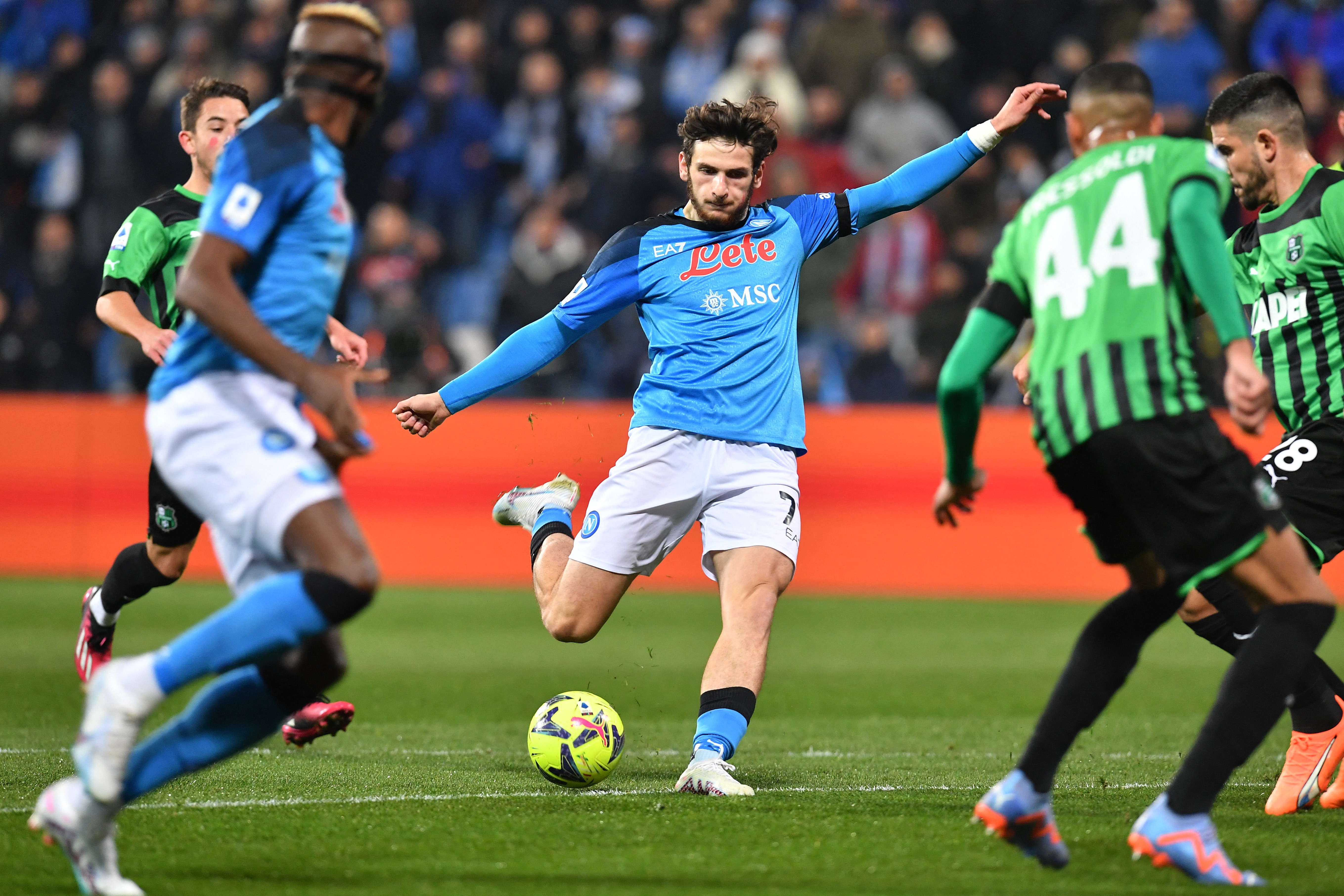 Napoli vence o Sassuolo e se mantém tranquilo na liderança do Italiano ...