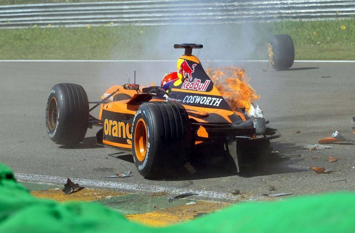 O enorme susto de Alex Dias Ribeiro após batida de Nick Heidfeld no ...