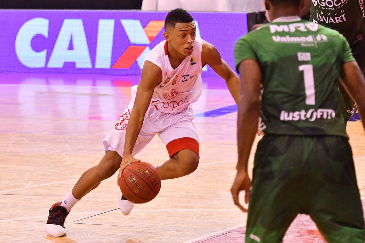 Prodígio do NBB com 1,76m, Yago é fã de Isaiah Thomas e quer Europa ...
