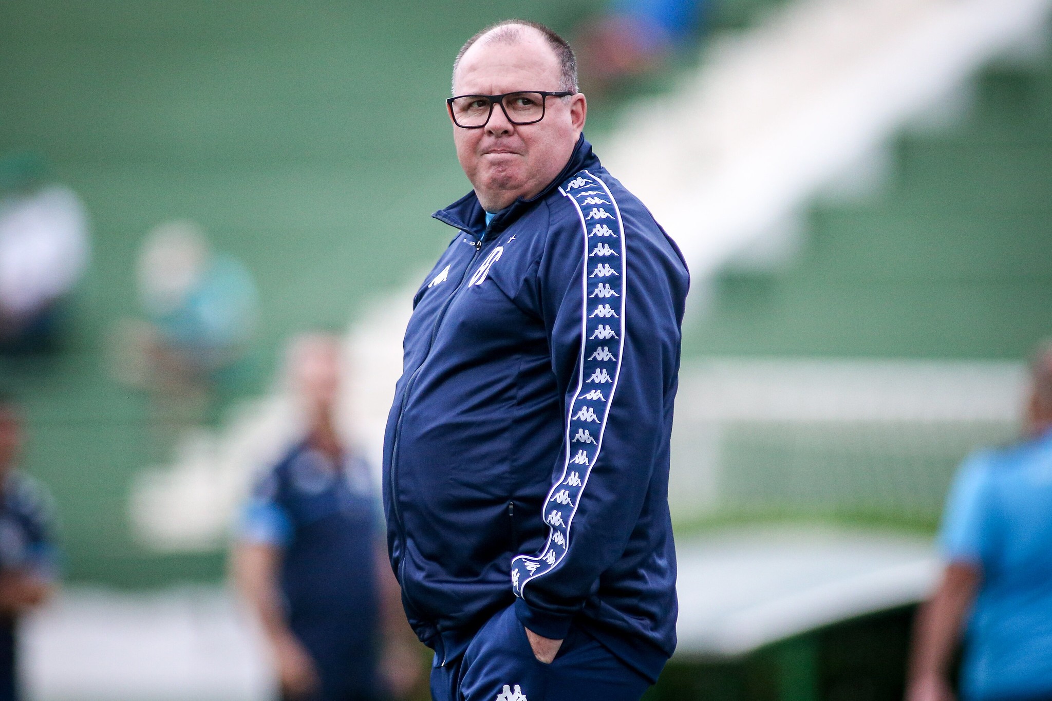 Técnico que deixou o Guarani é o favorito para assumir a Ponte