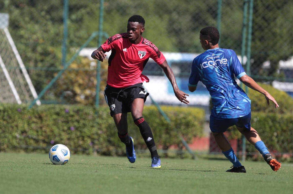 Sub-20 do São Paulo goleia o Santo André em primeiro teste após retorno ...