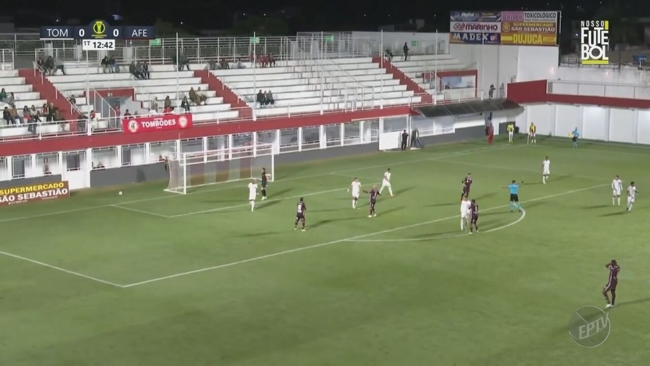 Ferroviária oficializa contratação do lateral-esquerdo Edson Lucas | Ge