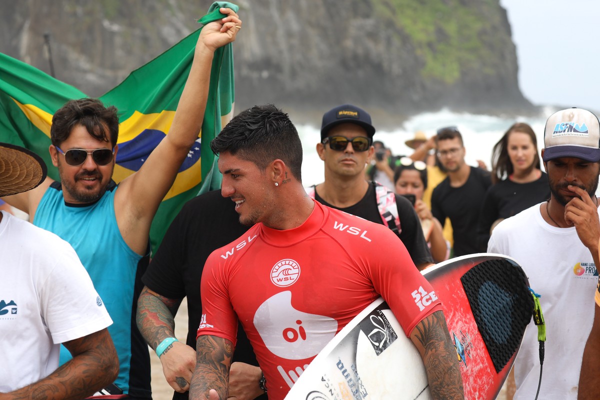 No QS de Noronha, Gabriel Medina cresce em bateria e vence em sua ...