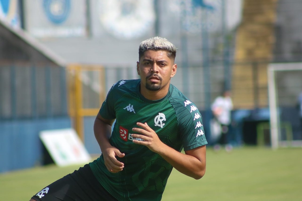 Remo oficializa fim de vínculo com lateral-direito Everton Castro | remo | ge