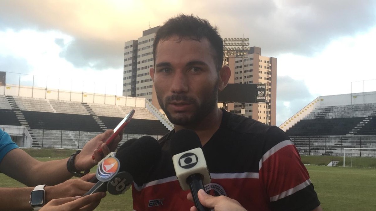 4 de Julho anuncia a contratação do atacante Edson Kapa, ex-ASA e Globo ...