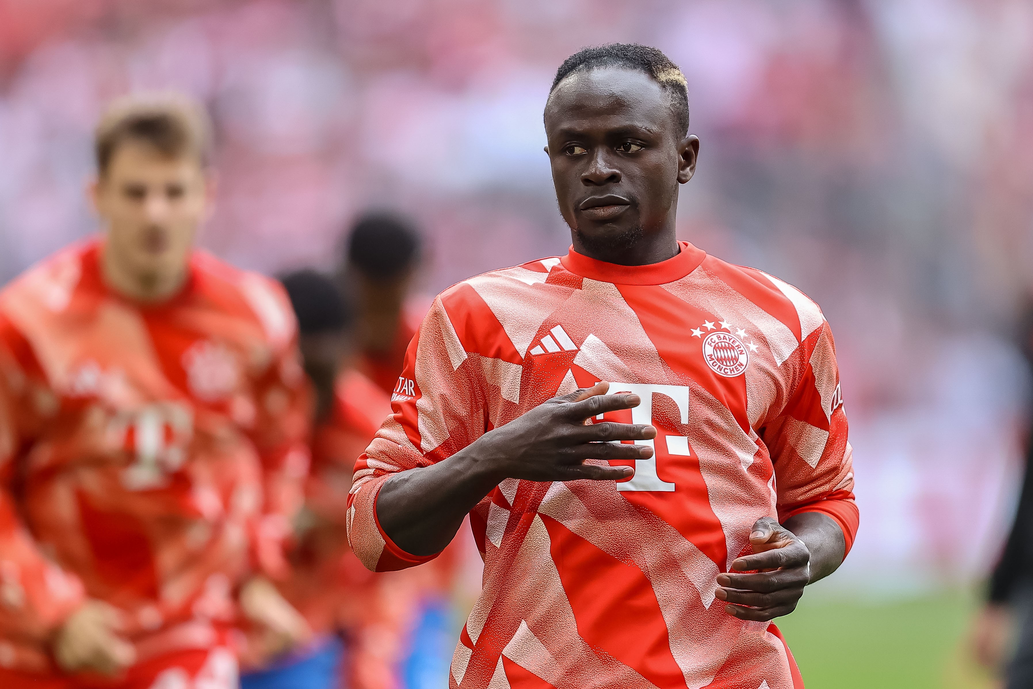 Mané fica de fora de amistoso do Bayern, que confirma "conversas sobre ...