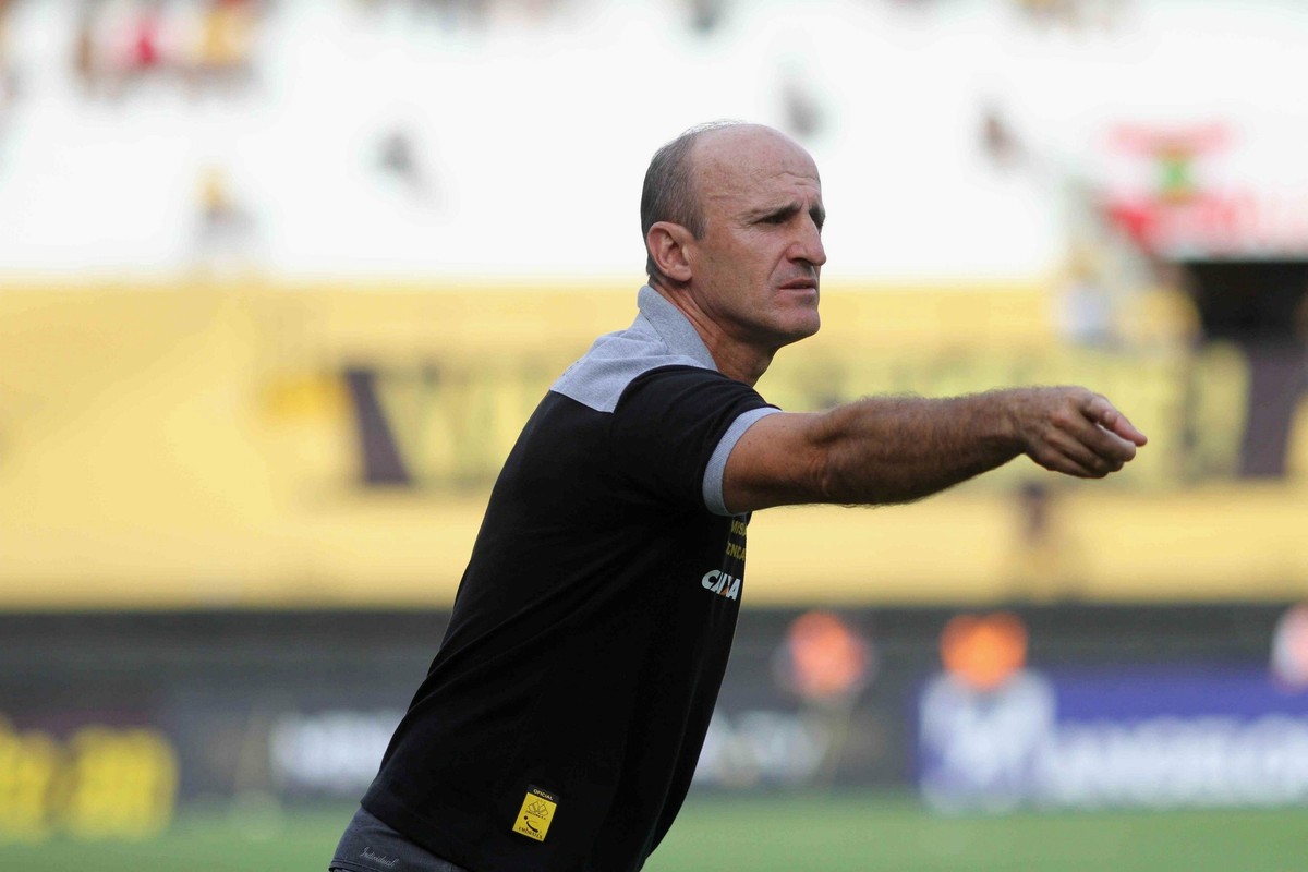 Grizzo revive título de 91 para passar "alguma coisa útil" ao grupo do ...