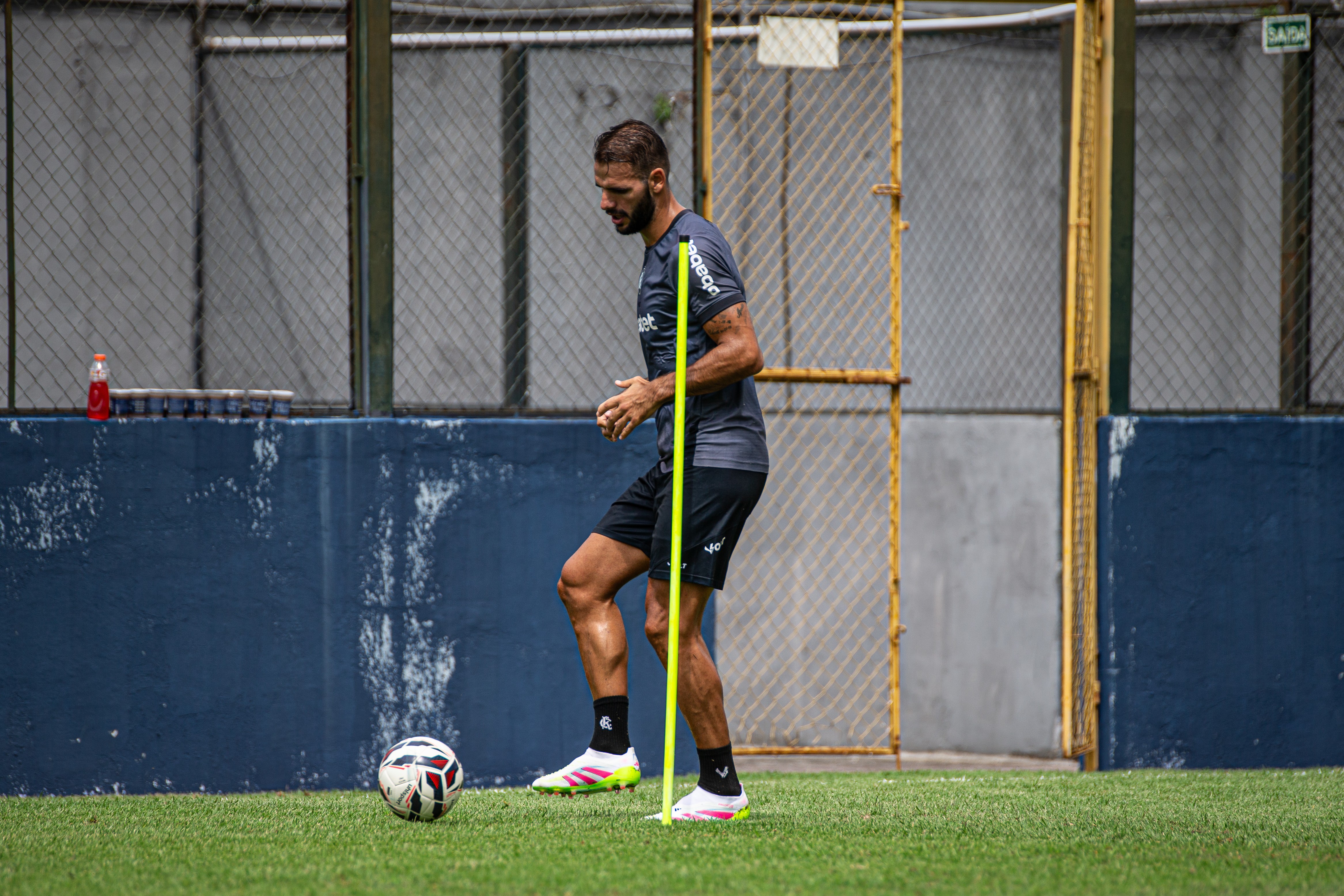 Ex-companheiro de Rivaldo, saiba quem é e como joga Panagiotis, grego ...