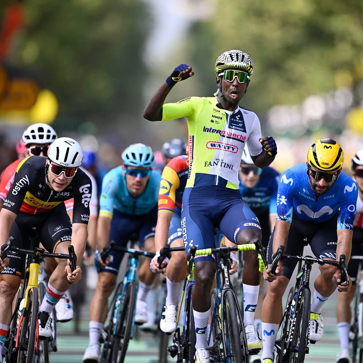 Pela primeira vez uma etapa do Tour de France é vencida por um negro ...