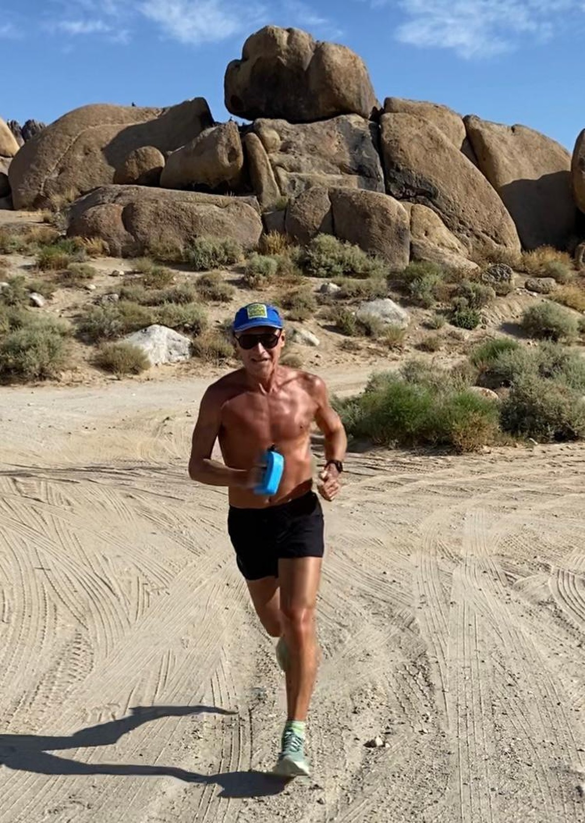 Aos 60 anos, ultramaratonista brasileiro volta a competir e mira prova ...