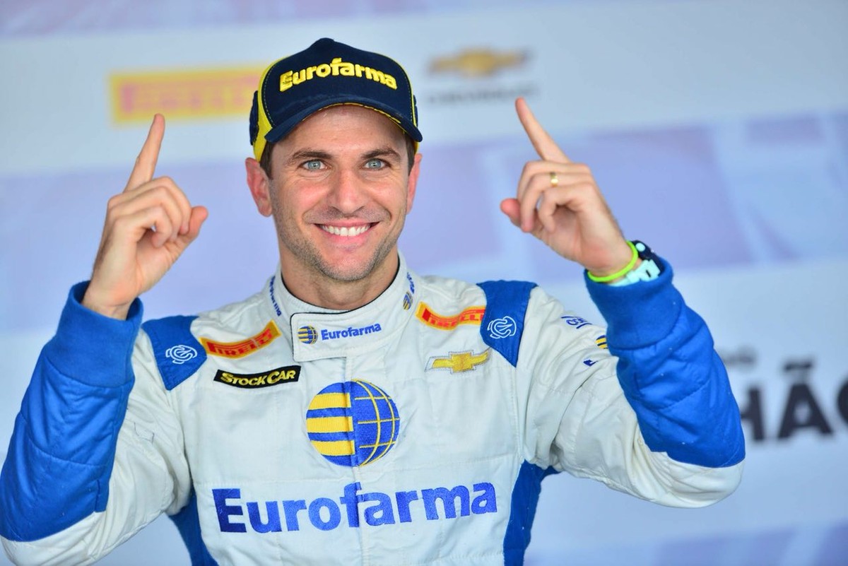 Daniel Serra acelera no fim e larga na pole na Corrida do Milhão; Massa ...