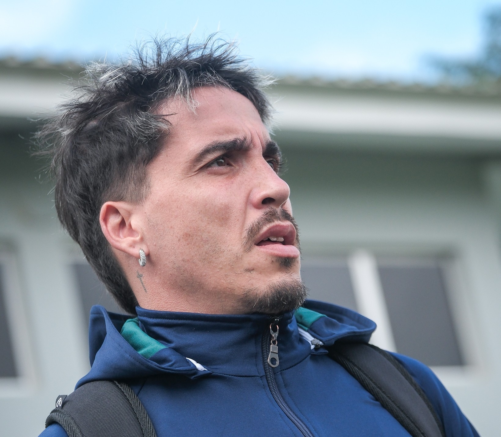 Mozart elogia jogo de Ronier contra o Vila Nova e destaca Josué | Ge