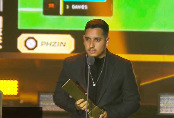 PeB 2023: PHzin é tri como melhor atleta de futebol virtual | prêmio ...