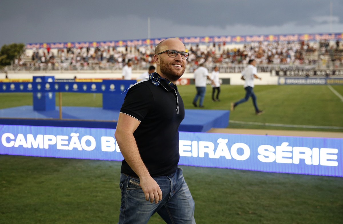 Bragantino anuncia acordo para saída do diretor esportivo Thiago Scuro ...