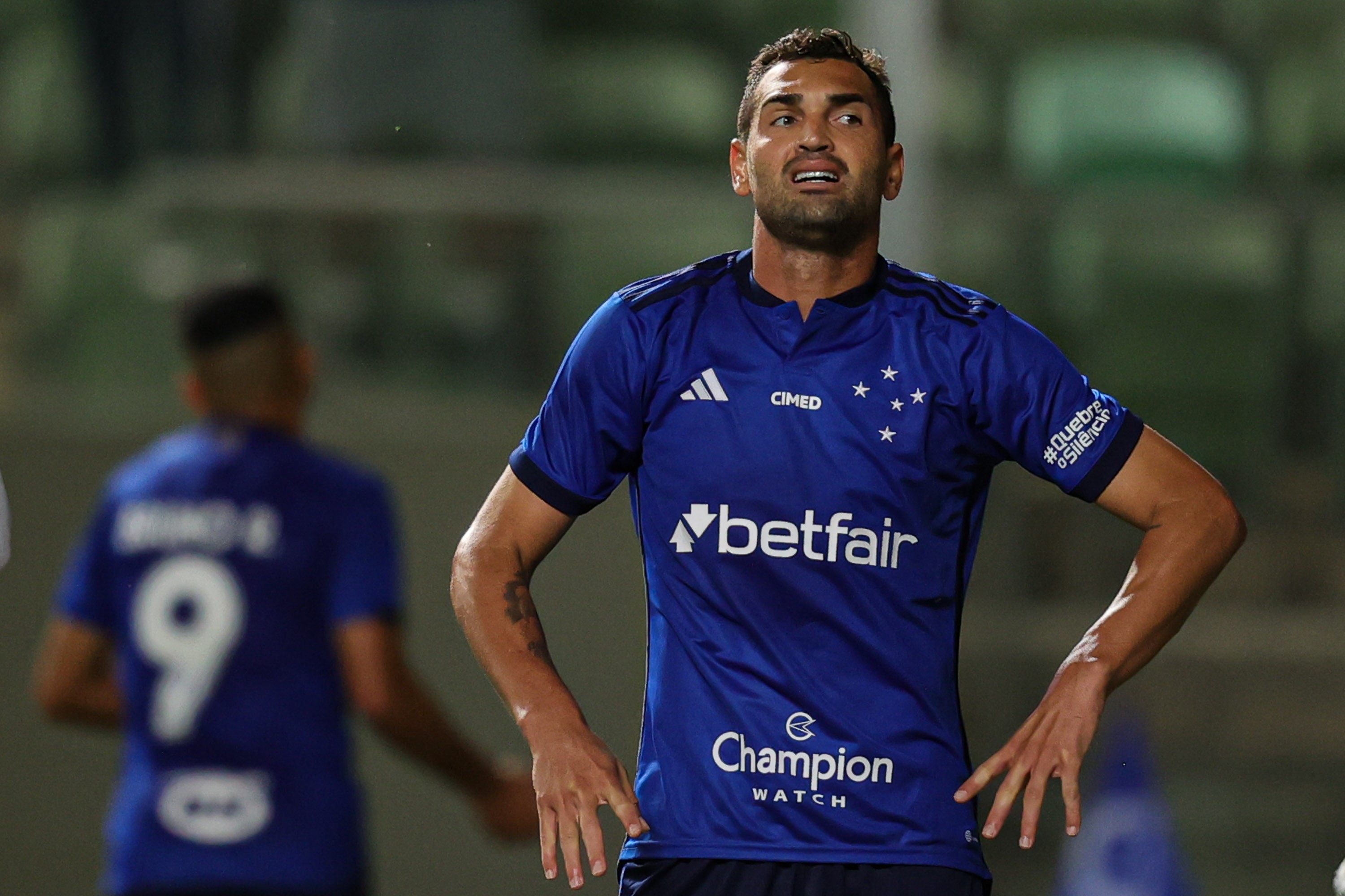 Sem marcar há 130 dias no Cruzeiro, Gilberto está perto de igualar pior ...