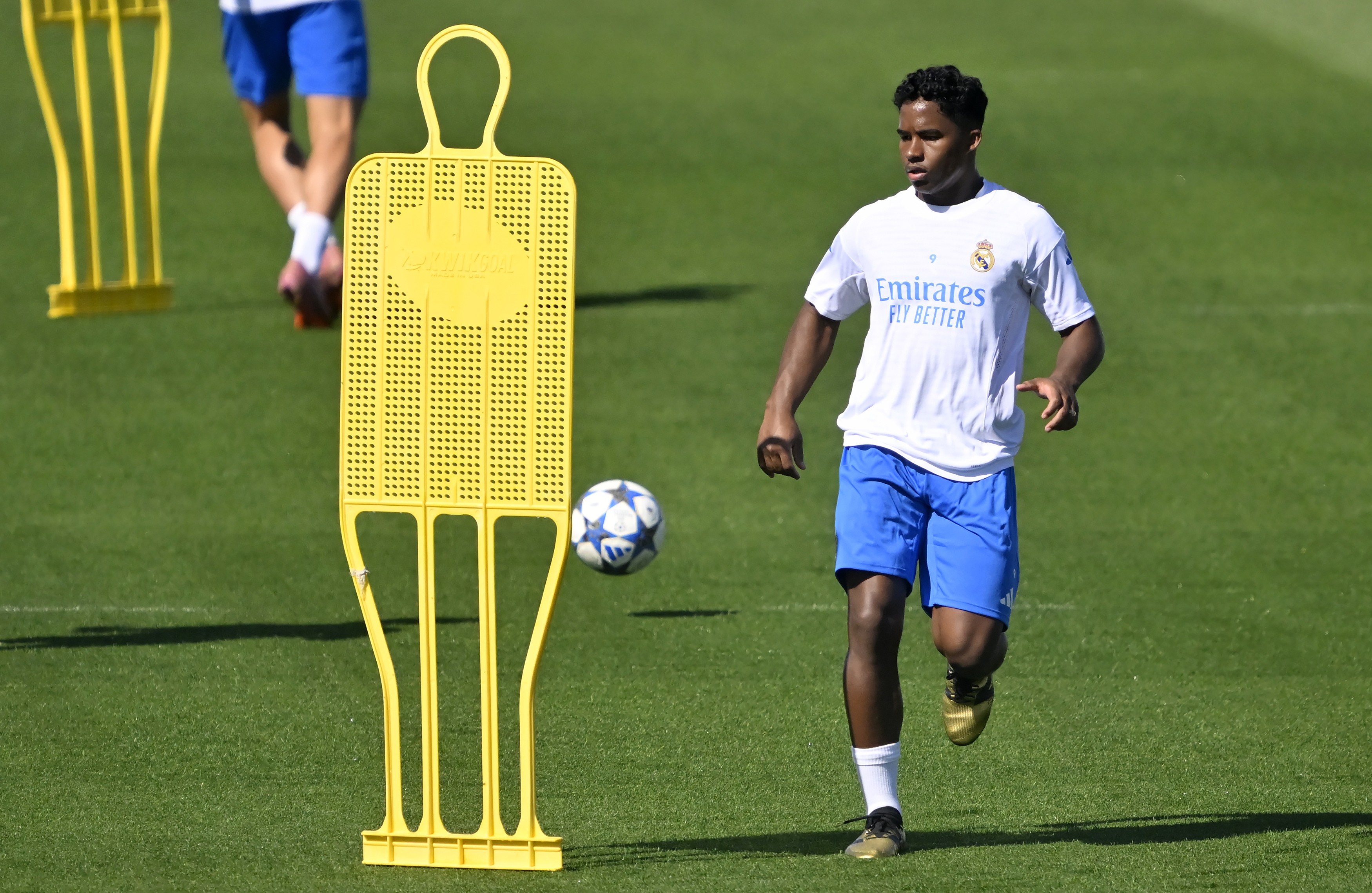 Endrick é relacionado e tem chance de estrear na temporada pelo Real Madrid