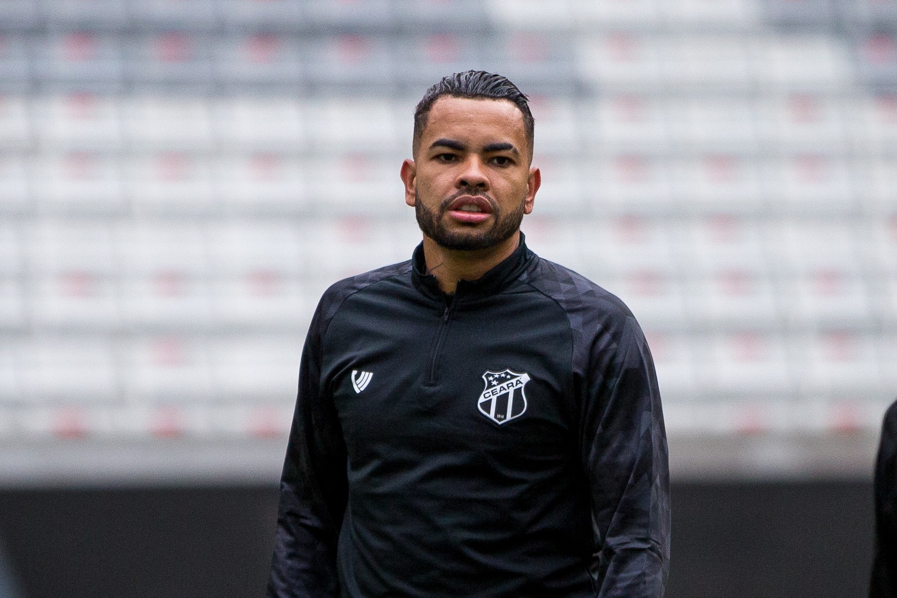 Dentinho, ex-Corinthians, assina até o fim de 2024 com o Amazonas | Ge