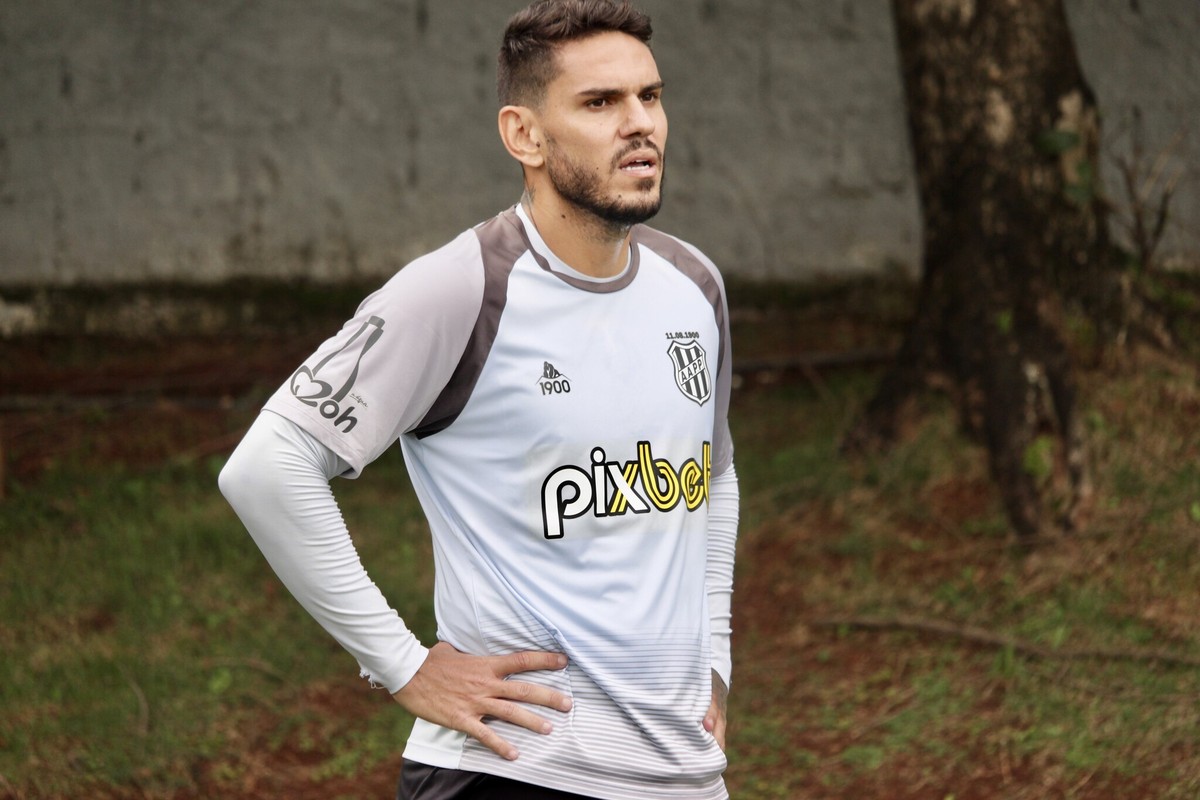 Após duas semanas integrado ao elenco, Fabrício tem contratação ...