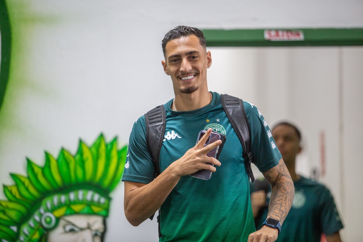 Atlético-GO confia em acordo "amarrado" e mantém espera por Derek, do ...