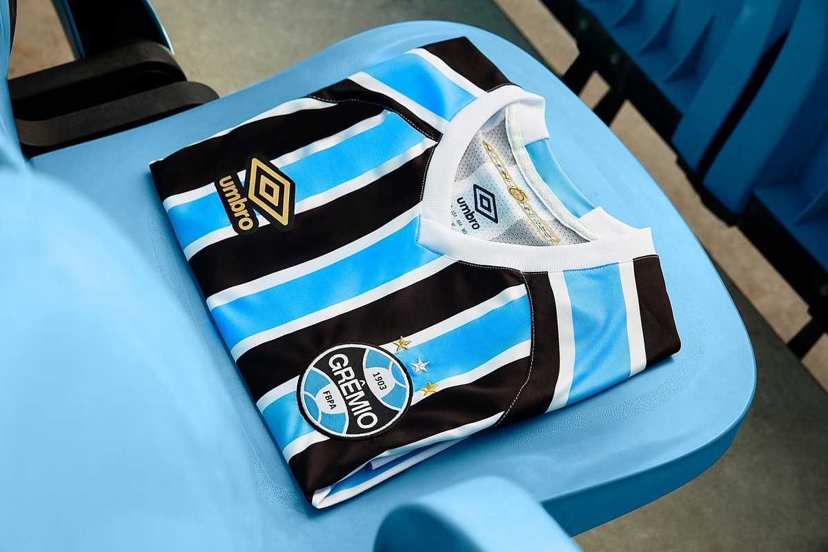 Grêmio apresenta novo uniforme antes de estreia na Libertadores; veja ...