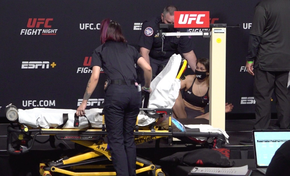 Julija Stoliarenko explica desmaio em pesagem do UFC: "O problema não ...