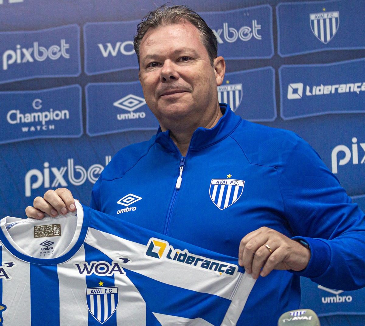 Avaí terá novo fornecedor de material esportivo em 2024 | avaí | ge