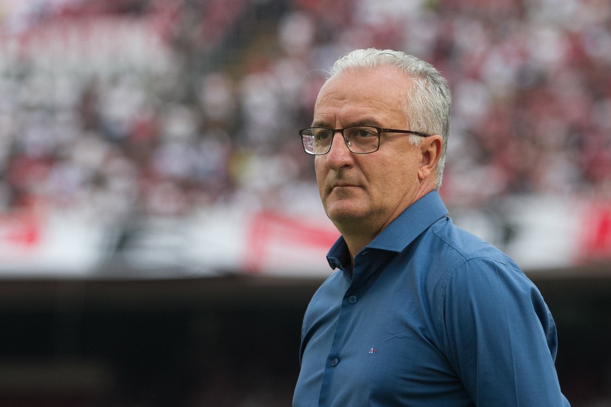 Dorival fala sobre reforços e prevê mais oscilações do São Paulo neste ...