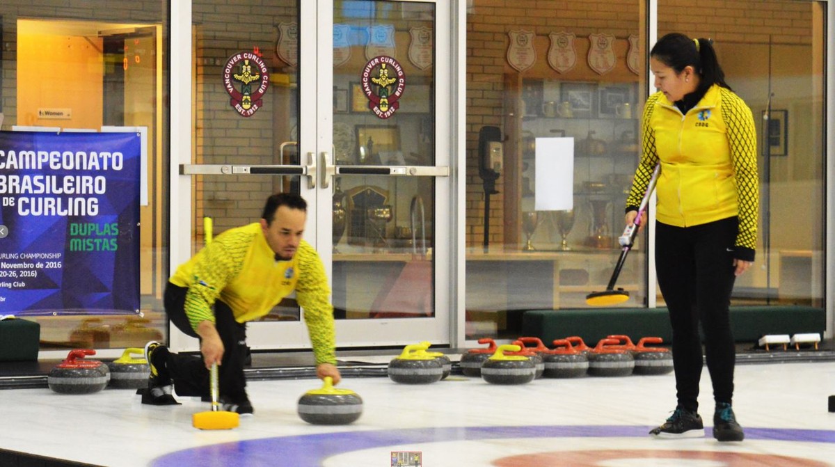 Brasil vira sobre a Estônia na estreia pelas duplas mistas do Mundial ...