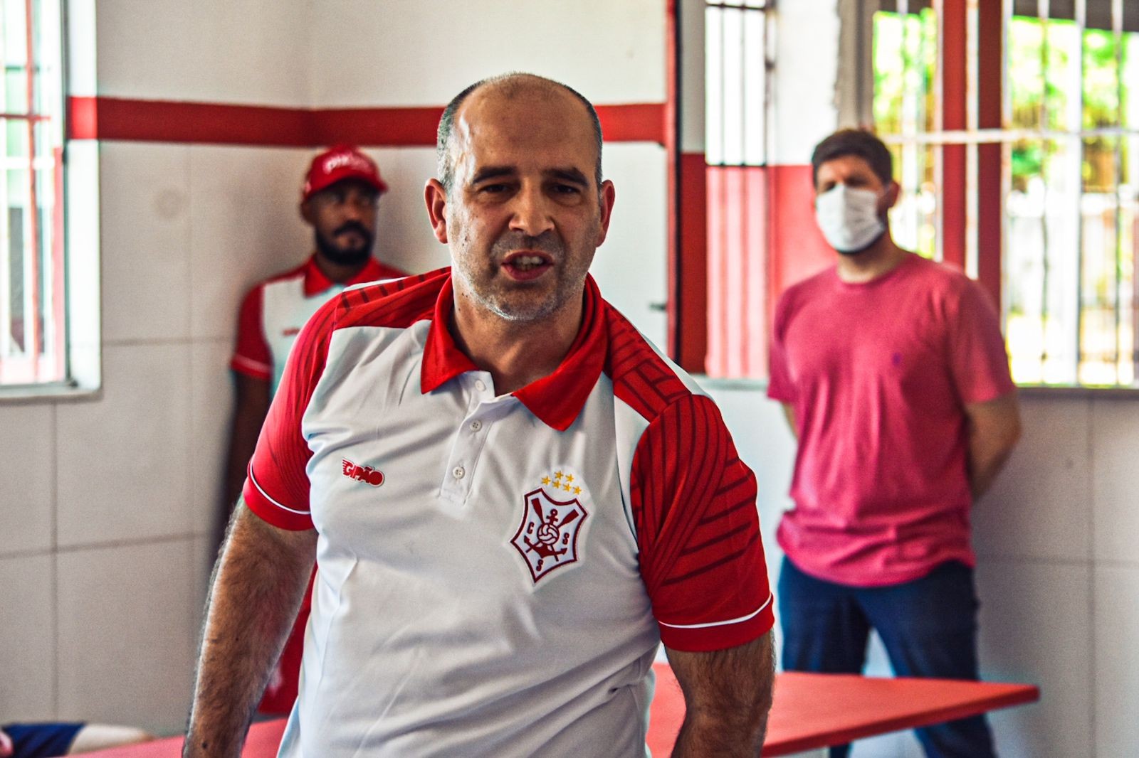 Daniel Neri é o segundo técnico estrangeiro a ser campeão pelo Sergipe | Ge