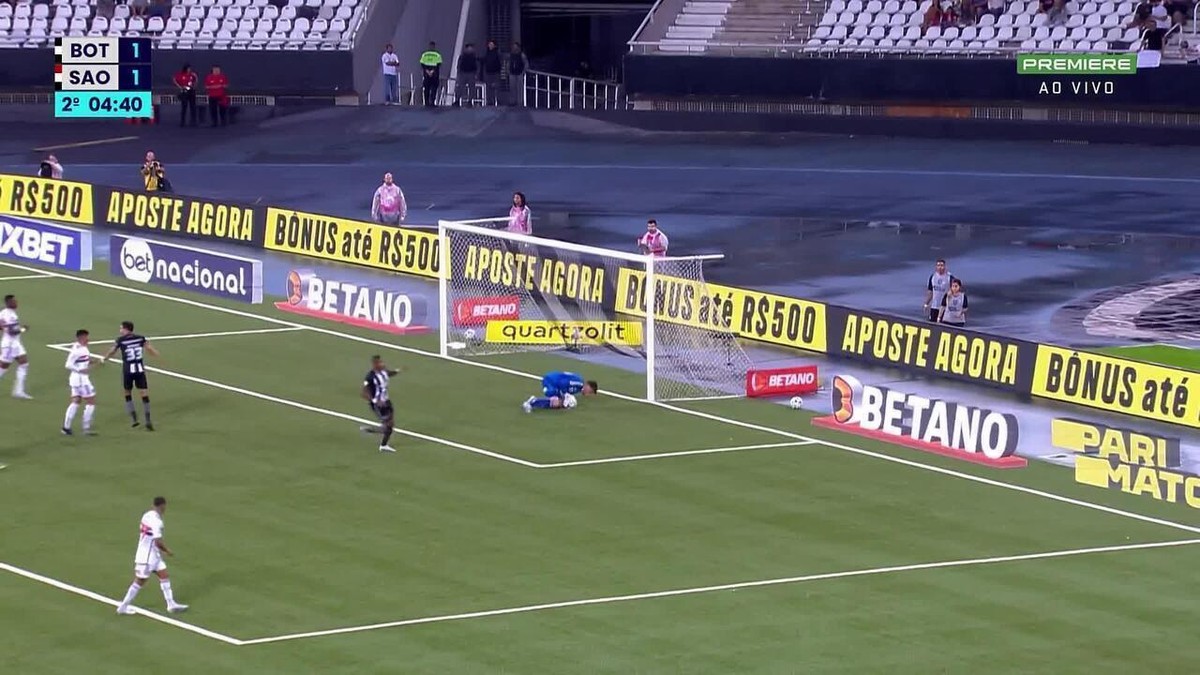 América-MG encaminha retorno de Daniel Borges, do Botafogo | futebol | ge