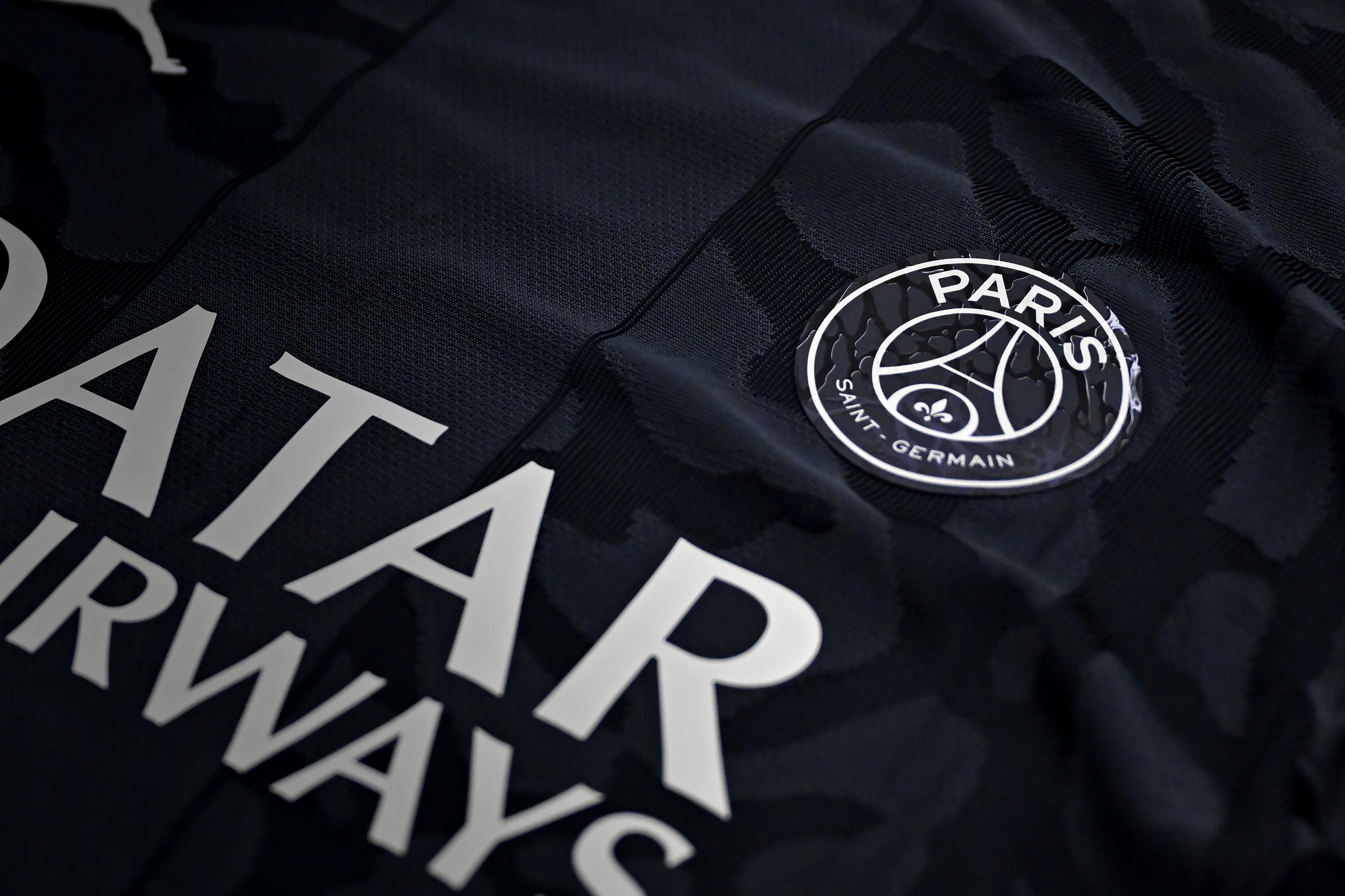 PSG lança terceiro uniforme em parceria com marca de Michael Jordan | Ge