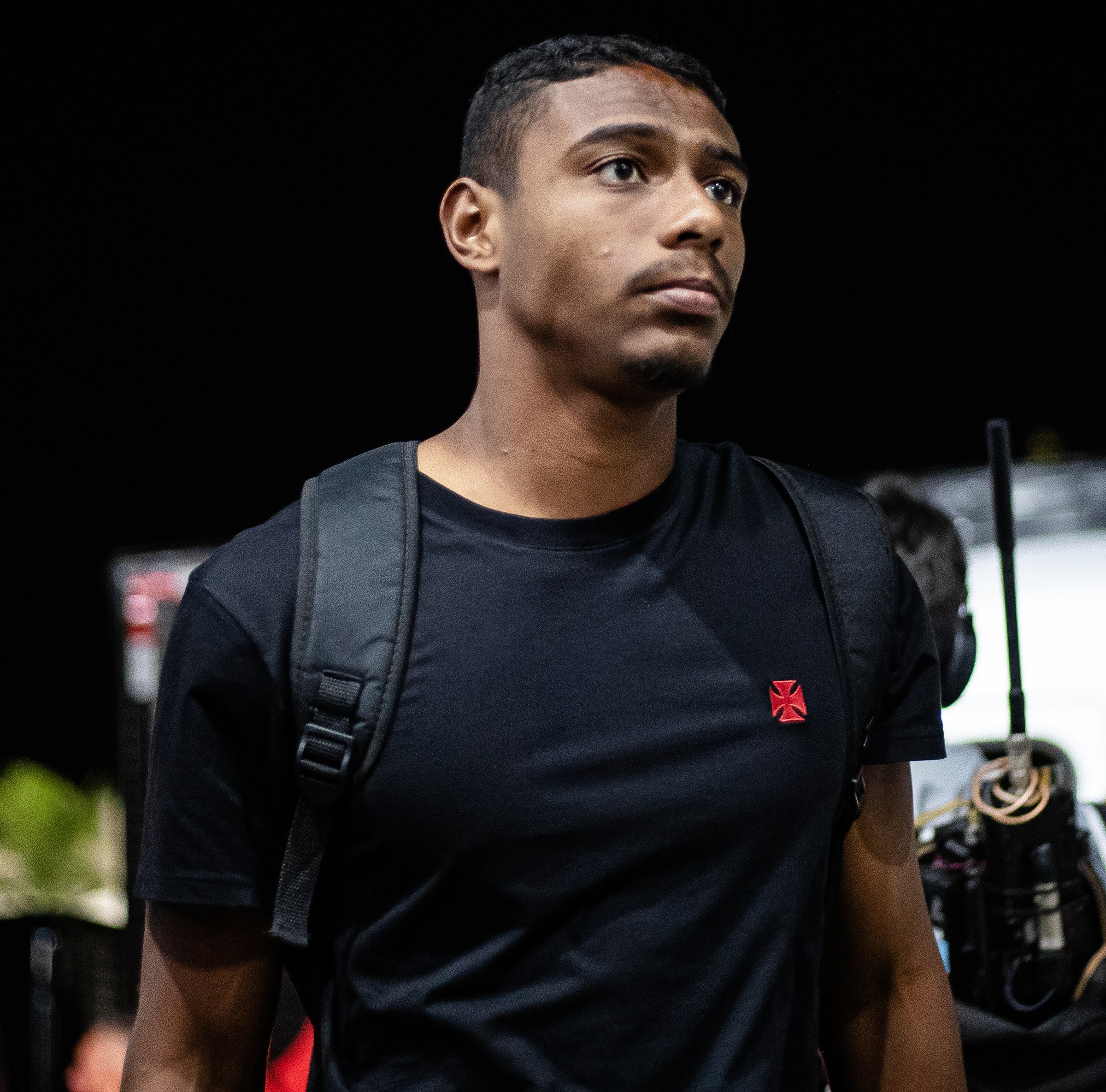 Vasco negocia empréstimos de Lyncon e Paulinho ao Volta Redonda | Ge