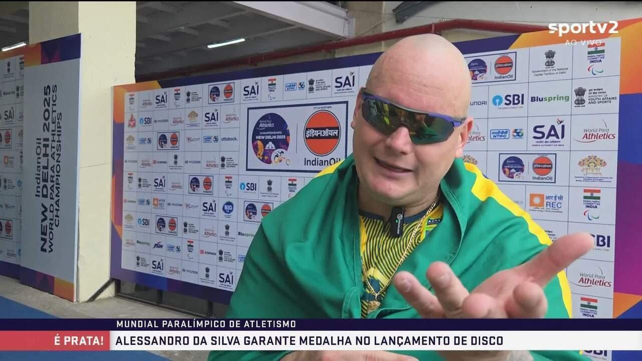 Alessandro Silva conquista prata no Mundial de atletismo