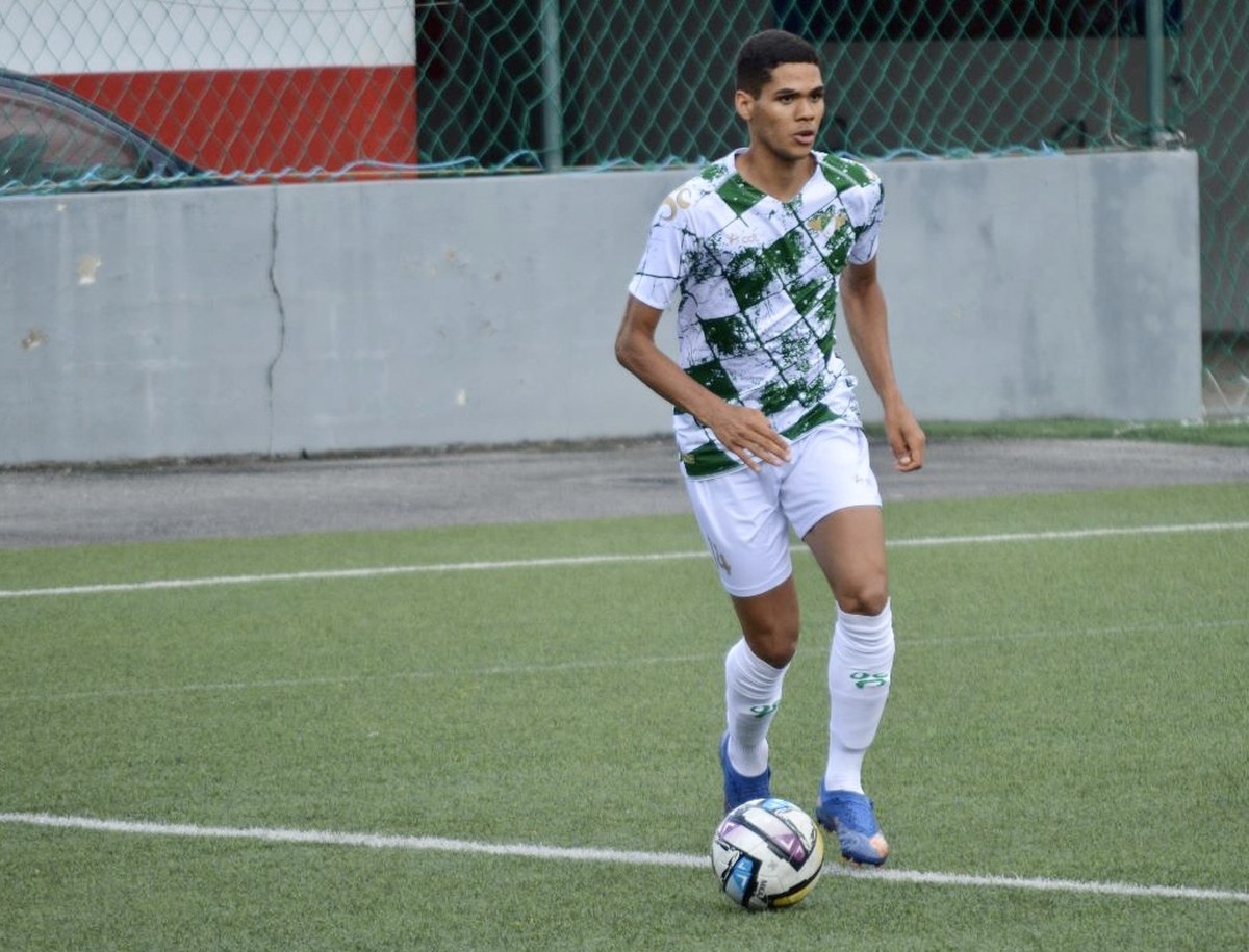 Ex-Moreirense, zagueiro Matheus Lucena acerta com o Alcanenense, de ...