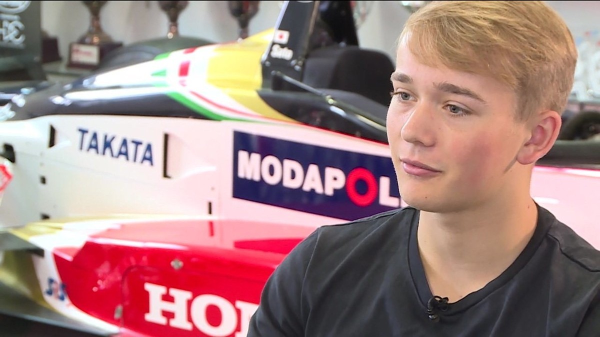 Billy Monger celebra temporada com 1ª vitória após acidente e sonha ...