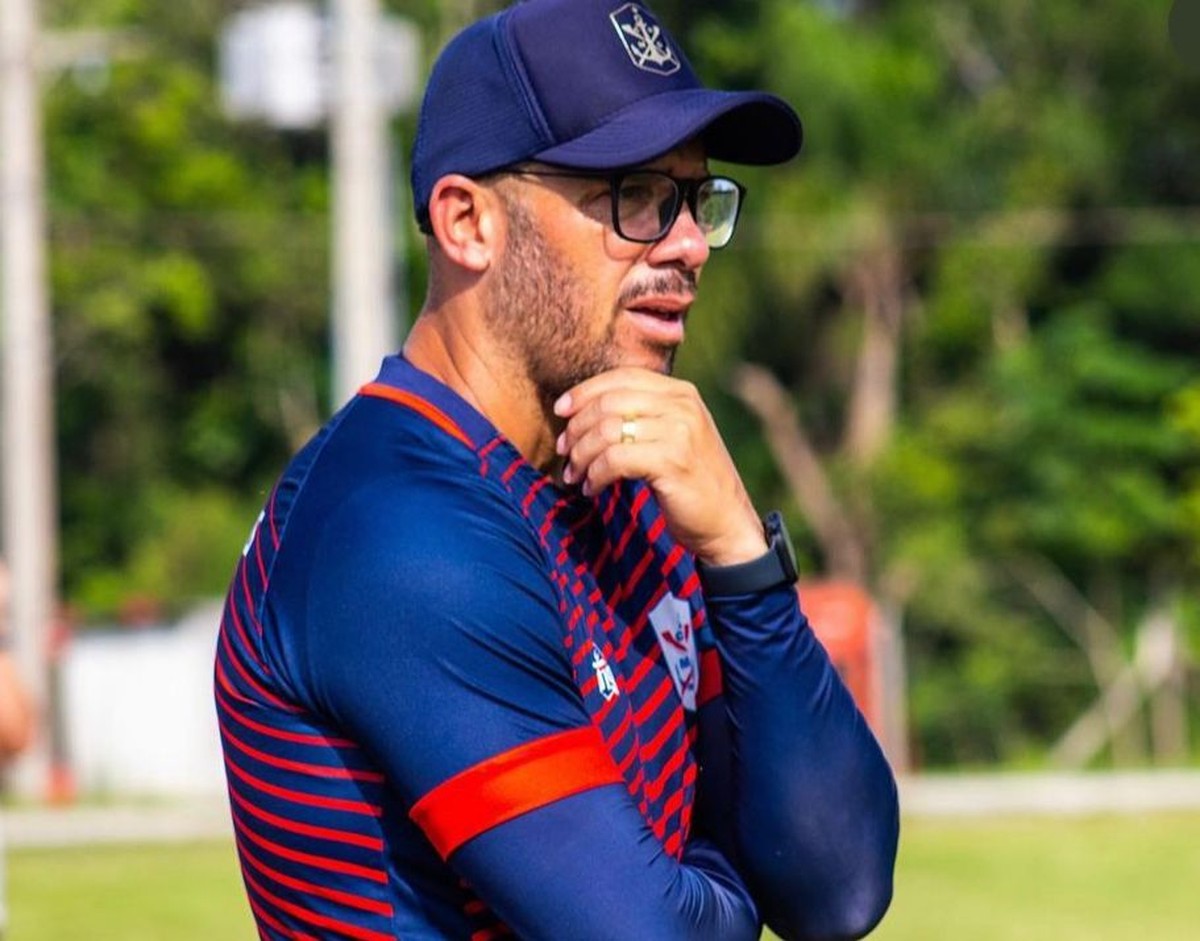 Marília contrata técnico Rogério Corrêa para a Copa Paulista | marília | ge