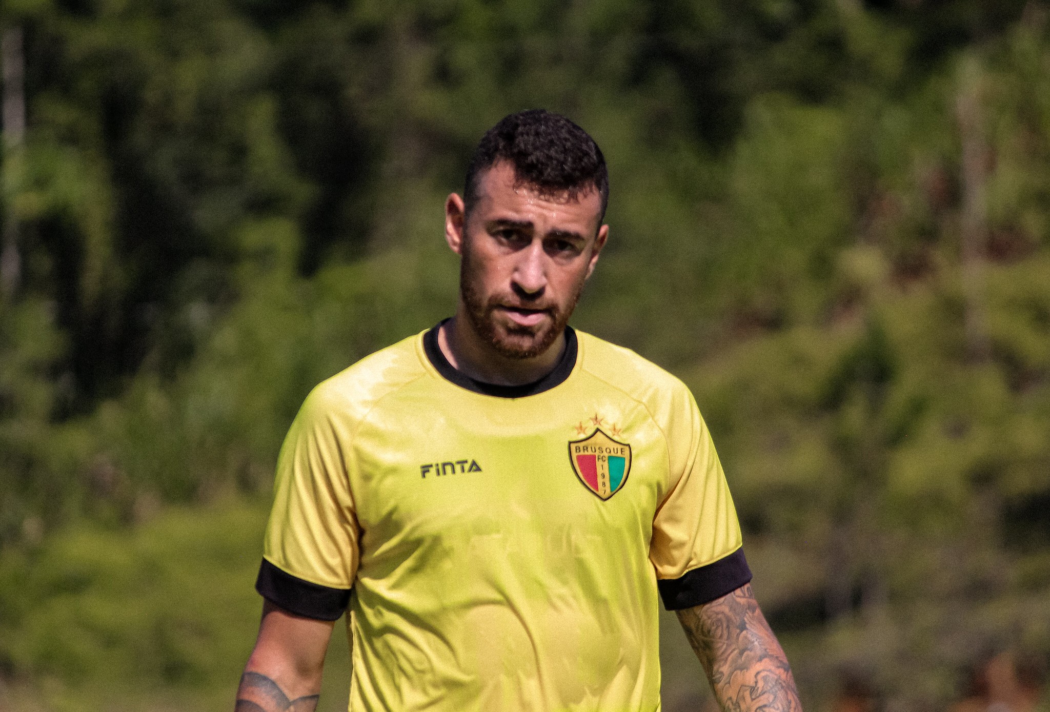 Brusque desfalcado: Queiróz, Olávio e Moccelin tem lesões confirmadas ...