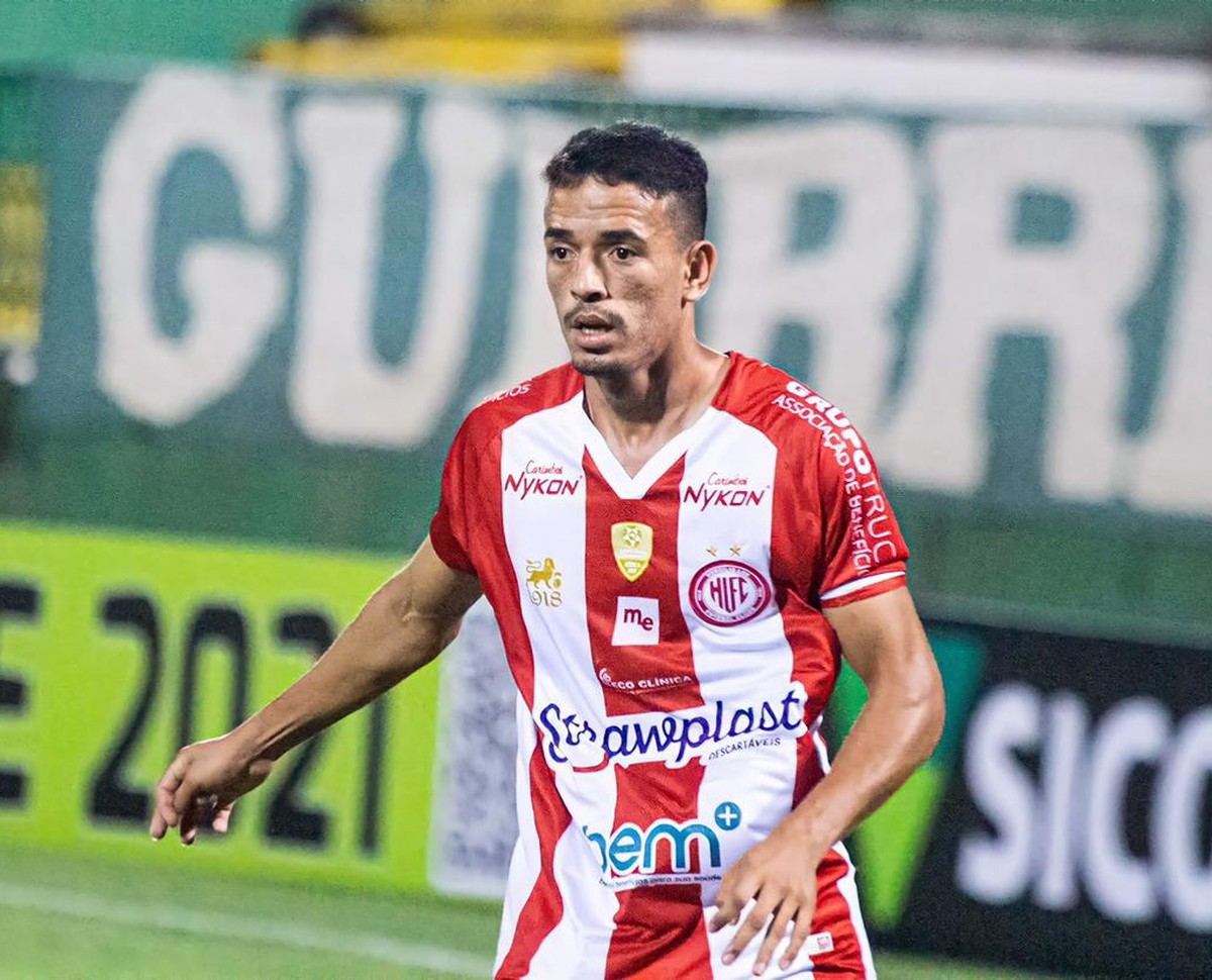 Levi vibra com bom momento no Hercílio Luz e foca na classificação ...