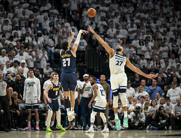 Como os diferentes fusos horários influenciam nos jogos da NBA | saúde | ge