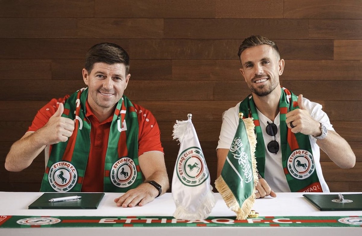 Al Ettifaq anuncia contratação de Henderson, ex-Liverpool | futebol ...