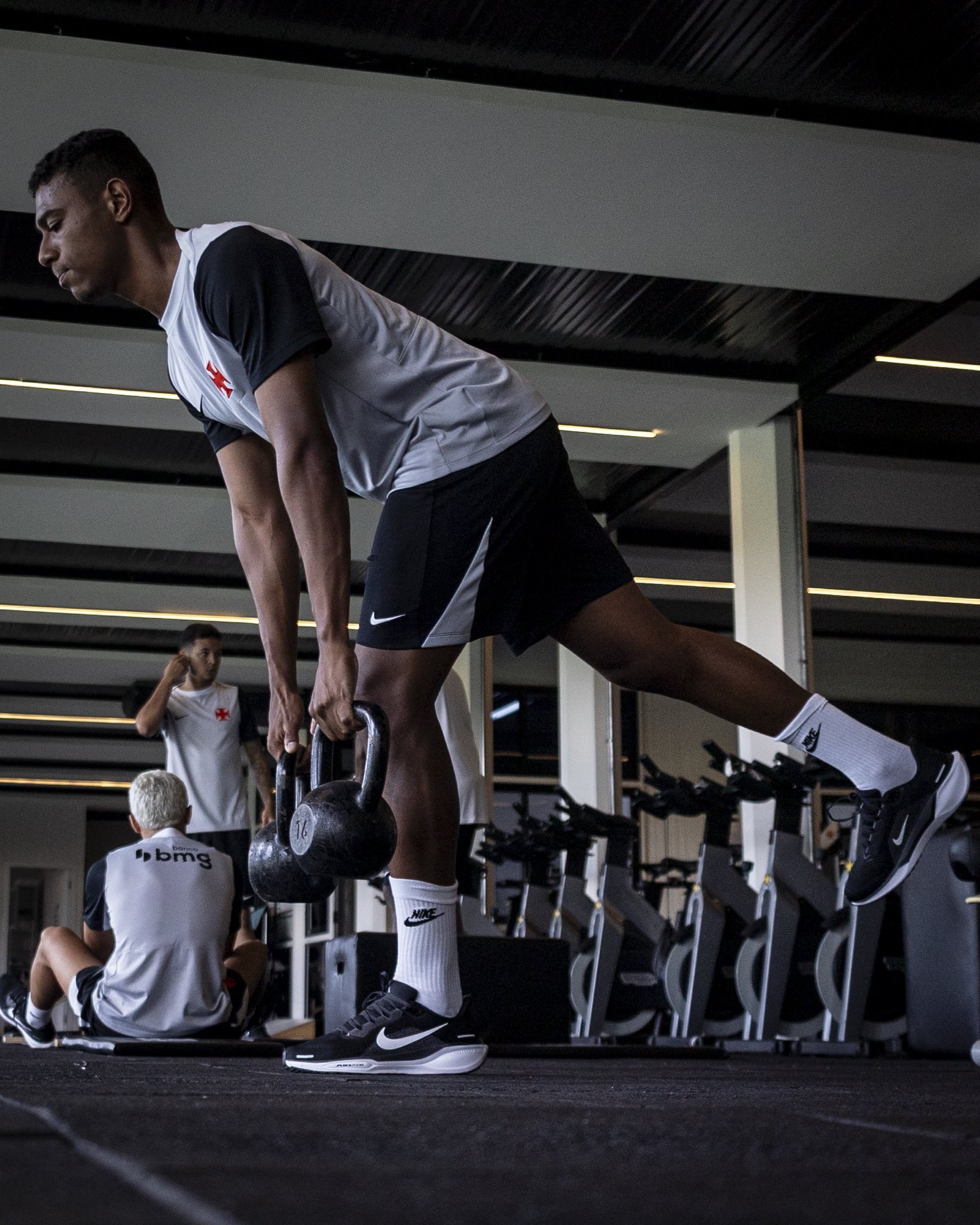 Veja seis jogadores do Vasco que podem aproveitar chances no início do ...
