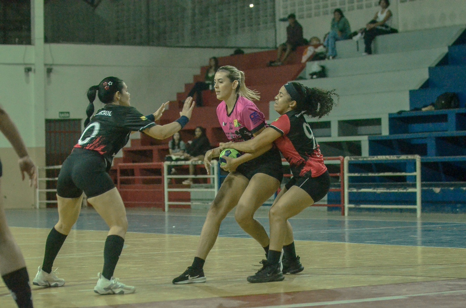 Galvez vence Lourival Pinho e Porto na rodada inicial do Campeonato ...