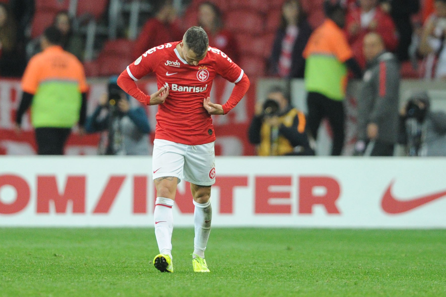 Xô, zica! Nico exorciza jejum de 24 jogos e renasce no Inter por vaga ...